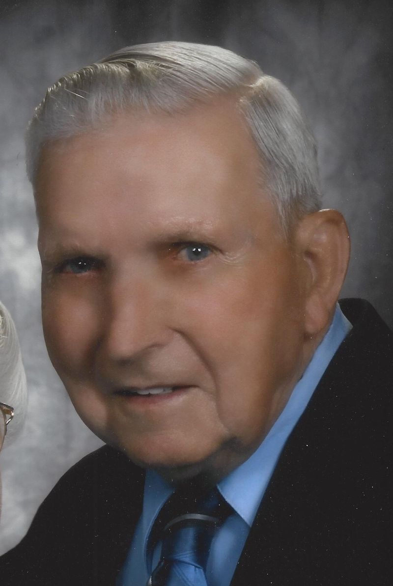 Floyd B. Braund - Koepsell Funeral Home